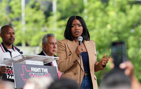 Inside Jasmine Crocketts Decision On Whether To Run For Us Senate