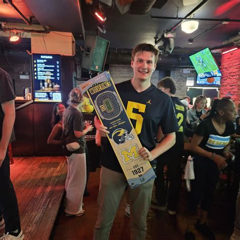Duffys Is Your Home For Michigan Football Duffys Tavern And Grille