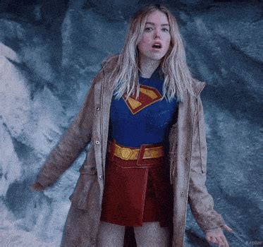 Supergirl Teaser Confirmed For Ccxp Display Reveals Detailed Look At Milly Alcocks Costume
