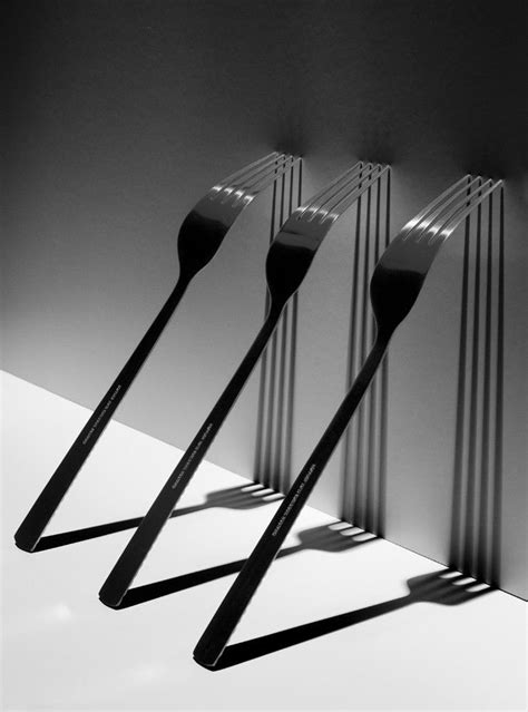 Cool 20 Fantastic Still Life Photography Ideas Using Ordinary Objects Abstract Photography