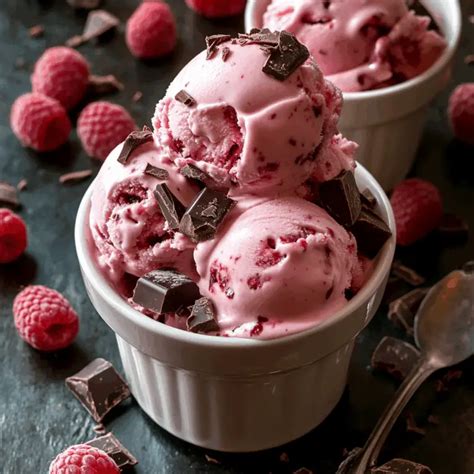 Raspberry Chocolate Chunk Ice Cream