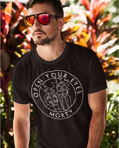 Camiseta Estampada Rick And Morty Open Your Eyes 🎬 Calidad Premium