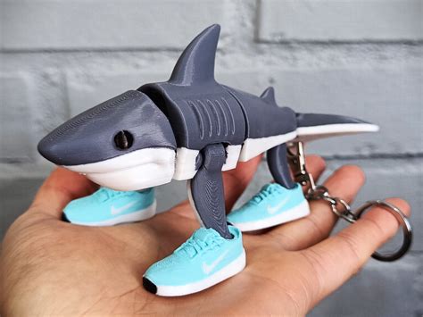 Tralalero Tralala 可活动关节的玩具 来自 Hiko 3d Makerworld：免费下载 3d 模型