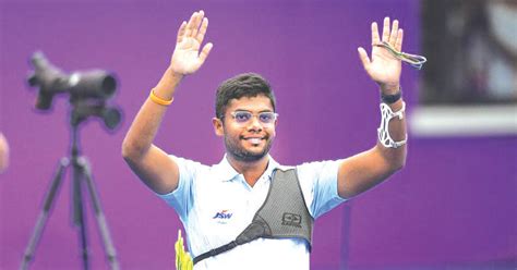 പാരിസ് ഒളിംപിക്‌സ് യോഗ്യത നേടുന്ന ആദ്യ ഭാരത അമ്പെയ്ത്ത് താരമായി ധിരജ് ബൊമ്മദേവര