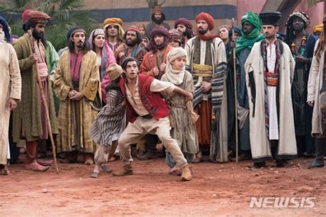 영화 알라딘 개봉 34일 만에 관객 700만↑ 파이낸셜뉴스