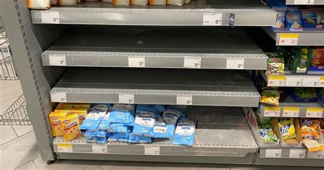 Достигают 73 гривен Новус Ашан и Варус обновили цены на подсолнечное масло гречку соль и