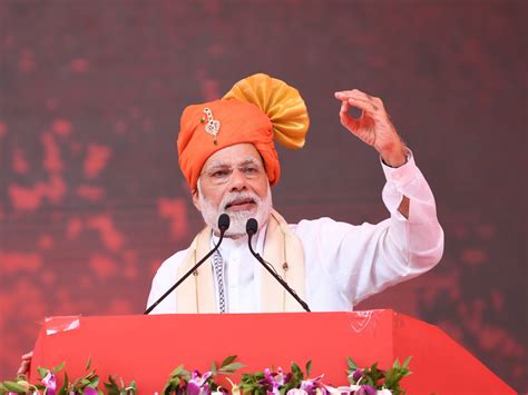 Pm मोदींनी वाराणसीसह दक्षिणेतून निवडणूक लढवावी का सर्व्हेत जनतेने