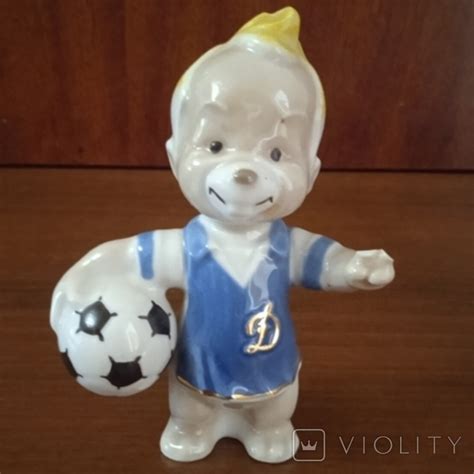 Фарфорова статуетка За Динамо 114267433 купить на Violity