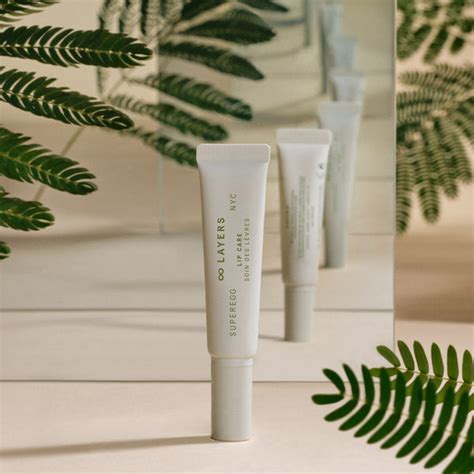 ∞ infinite layers lip care superegg