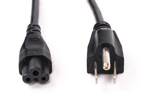 Nema 5 15p To Iec320 C5 60 18awg Svt Black Power Cord Webber Electronics