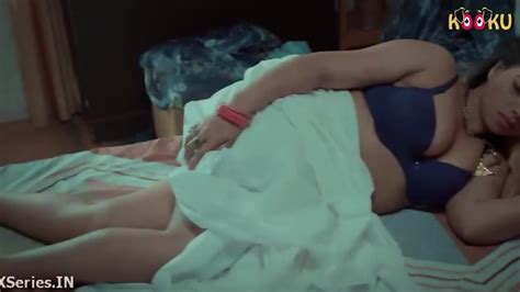 Desi Bhabhi Ko Banaya Godi