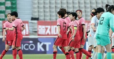 포토 여자축구대표팀 중국전 1대 2 석패