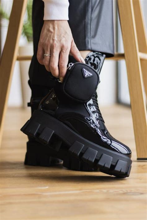 Шикарні черевики Prаda лакова шкіра — ціна 2500 грн у каталозі Черевики Купити жіночі речі за