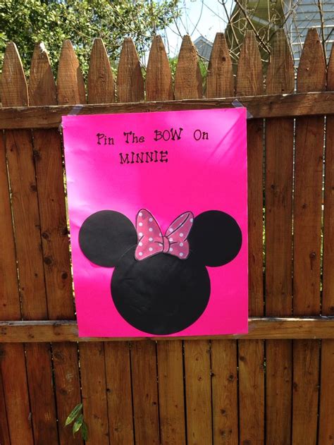 Pin The Bow On Minnie Mouse Gameminniemouse Minnie Mouse Games