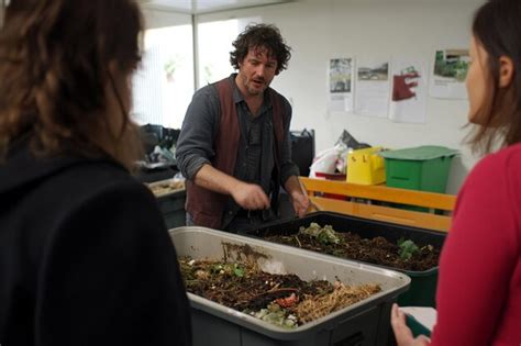 Facilitating Workshops On Composting And Recycling Generative Ai Premium Ai Generated Image