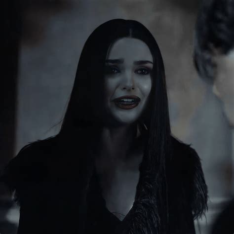 Пин от пользователя Amelia на доске Wednesday Семейка аддамс Красивые мужчины Уэнздей аддамс