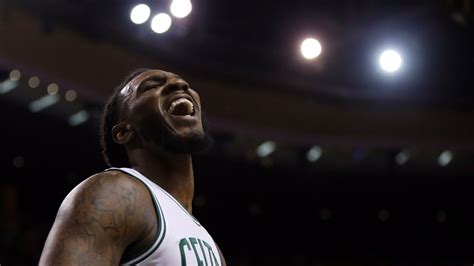 The Read And React Thomas Is Consistently Awesome More Olynyk Celticsblog