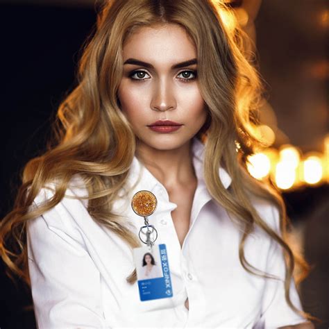 Retractable Badge Holder Lightweight Badge Reel Retractable Card Holder