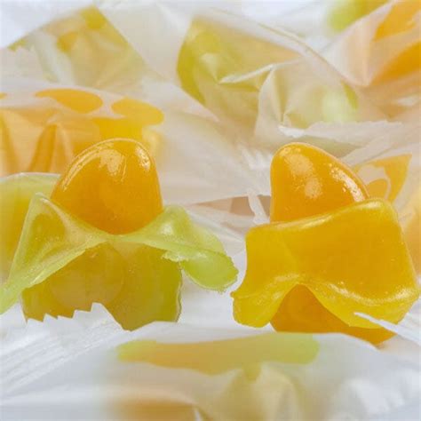 Showcase Peelyums Peelable 3d Fruit Gummy Candy 100g Multiple Flavors