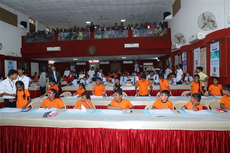 Qubaatic Activity Center 3 Plus Education