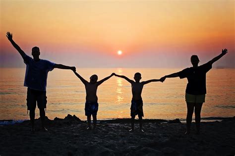 How We Choose Our Partners The Psychology Of Sexual Selection Hubpages
