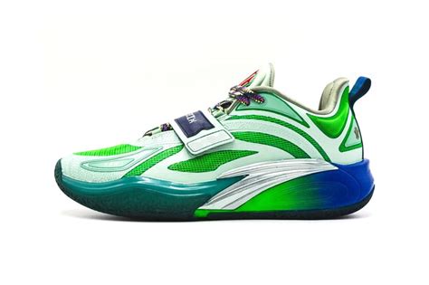 The Shoe Surgeon Designs A One Of A Kind Anta Kai 1 For Kyrie Irving