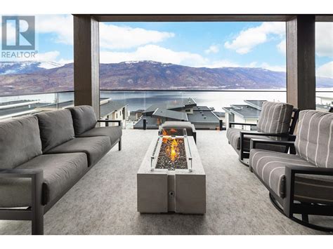 570 Clifton Court Kelowna Re Max Kelowna Stone Sisters