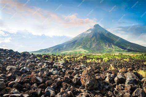 Volcanoes In Luzon