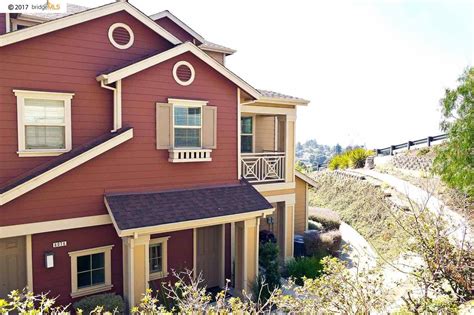 6074 Old Quarry Loop Oakland Ca 94605 Mls 40795275 Redfin