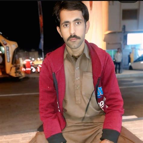 گھر میں بلف لگانے کا صحیح طریقہ🤔👍 Fyp Viral Shorts Main Munir Facebook