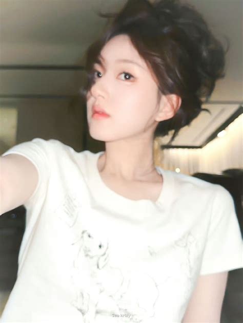 Ghim C A Tang Girl Tr N Zhao Lusi N C I