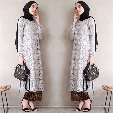 Model Baju Kebaya Warna Abu Abu Ide Perpaduan Warna