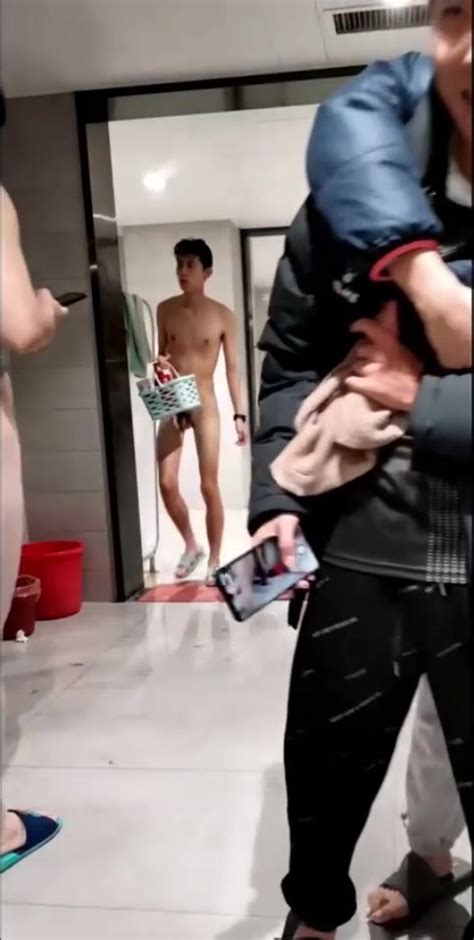 China Locker Room Thisvid Com