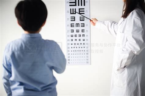 儿童高清图片 儿童检测视力 医疗健康免费下载格式6000像素编号66682127 千图网