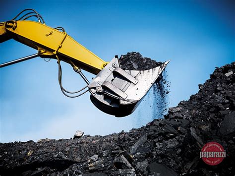 ШУУД Нүүрсний гэх хэргийн нотлох баримтыг шинжлэн судлах сонсгол болж байна