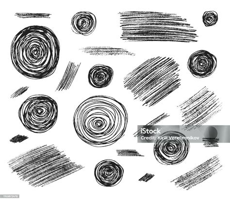 손으로 그린 연필 낙서 원형 및 사각형 그런 지 거친 프레임의 집합입니다 검은 석탄 가장자리 텍스처입니다 벡터 격리 해치 요소입니다 가장자리에 대한 스톡 벡터 아트 및 기타
