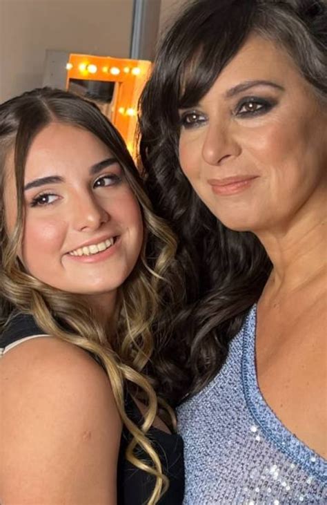 Fotos Y Videos Así Fue El Espectacular Cumpleaños De 15 De Amparo La