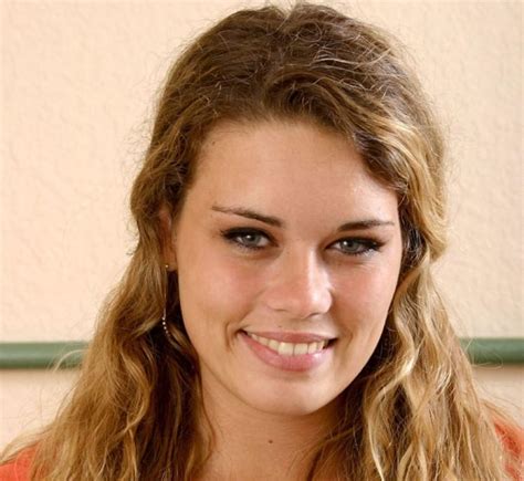 Traci Lynn Biographywiki Age Height Career Photos And More