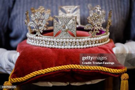 George Iv State Diadem Photos And Premium High Res Pictures Getty Images