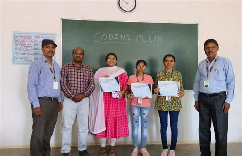 Top Cse Colleges For Women Cse Colleges For Women