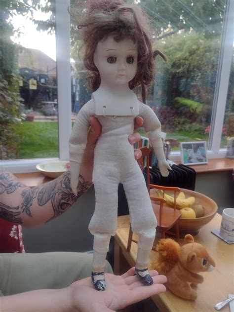 Hi Can Anyone Help Identify This Doll R Porcelaindolls