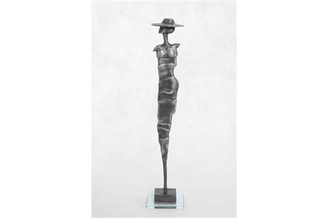 Socha Umění Dekorace Do Bytu Sochy Moderní Kov Dívka S Kloboukem Aukro