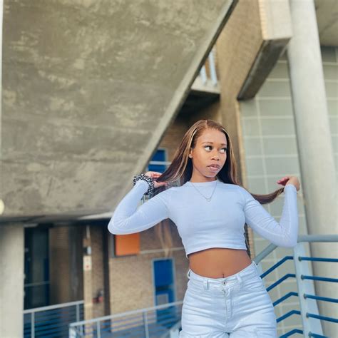 Buhle Tshabalala Added A New Photo Buhle Tshabalala