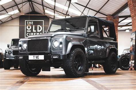2022 Twisted Defender 90 Ev Ph Review Pistonheads Uk