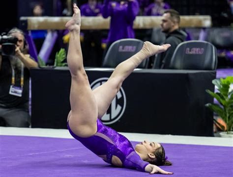 Lsu Gymnasts Sparkle In Gymnastics 101 Exhibition Meet Lsu