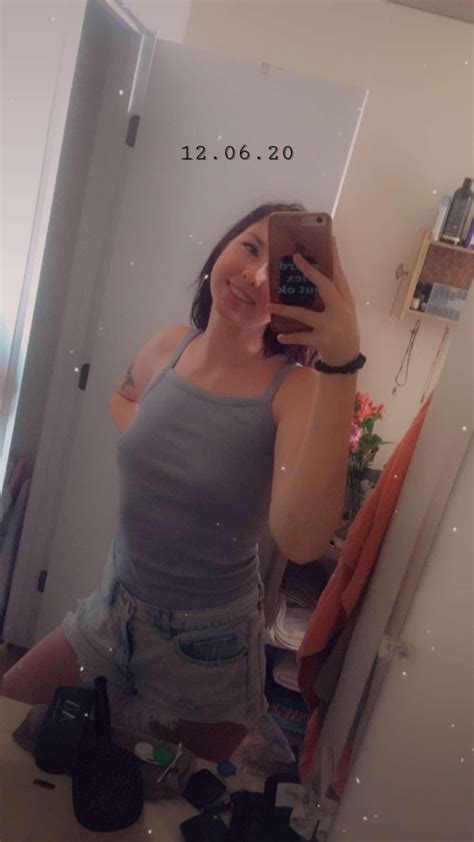 I Borrowed My Sisters Shirt Today 💙 Rselfie