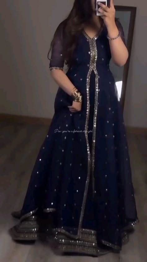 Pin By Shaheen🍁 On Pins By You Arabian Dress Abayas Fashion Arab Fashion