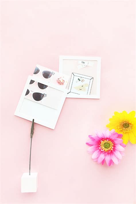 DIY Mini Picture Frames