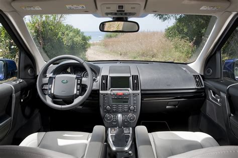 Land Rover Freelander Lr2 Specs Performance And Photos 2009 2010
