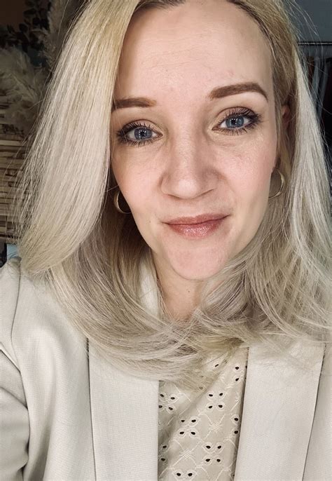 Theresa Kahmann Auf Linkedin 𝗕𝘂𝘀𝗶𝗻𝗲𝘀𝘀 𝗳ü𝗵𝗿𝗲𝗻 𝘂𝗻𝗱 𝗙𝗮𝗺𝗶𝗹𝗶𝗲 𝗺𝗮𝗻𝗮𝗴𝗲𝗻 𝘀𝗼